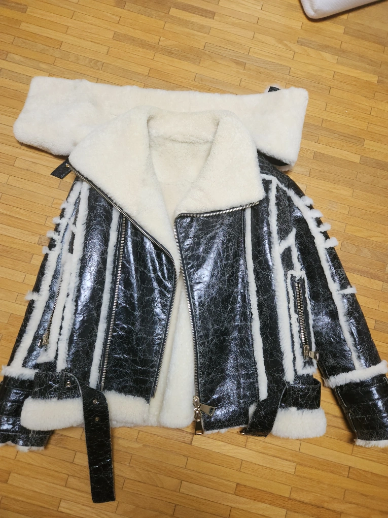 BALMAIN 발망 남성 양가죽 무스탕 46사이즈 17FW 리미티드 에디션 한정판 판매합니다 | 역삼1동 | 남성패션/잡화 | 당근 중고거래