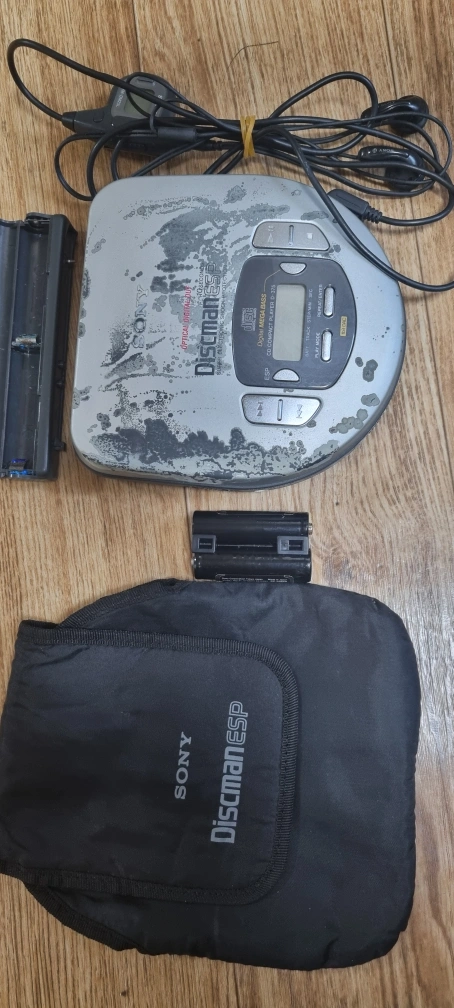 소니 디스크맨 D-375 + 이어폰 / 파우치, 휴대용Cdp | 능평동 | 디지털기기 | 당근 중고거래