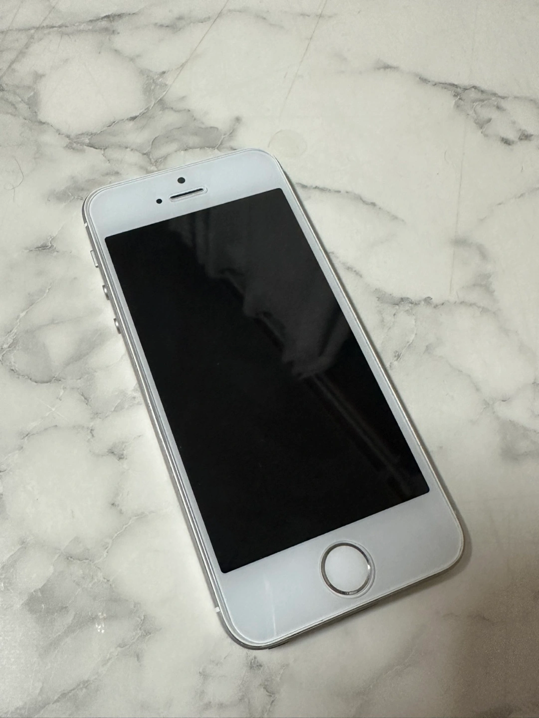 Se1 128기가 배터리 효율100% | 월영동 | 디지털기기 | 당근 중고거래