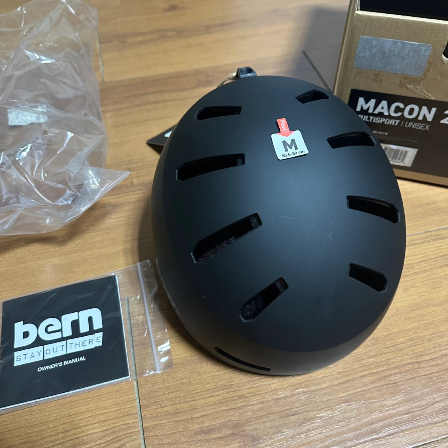 [스키헬멧]Bern 마콘(거의새것) | 월롱면 | 스포츠/레저 | 당근 중고거래