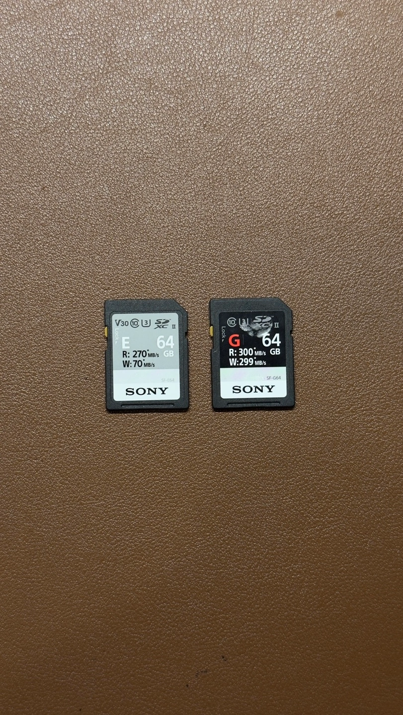 소니 SD카드 SF-G64, SF-E64 (두개 모두 64GB) , SD카드 보관케이스 팝니다. | 대림동 | 디지털기기 | 당근 중고거래