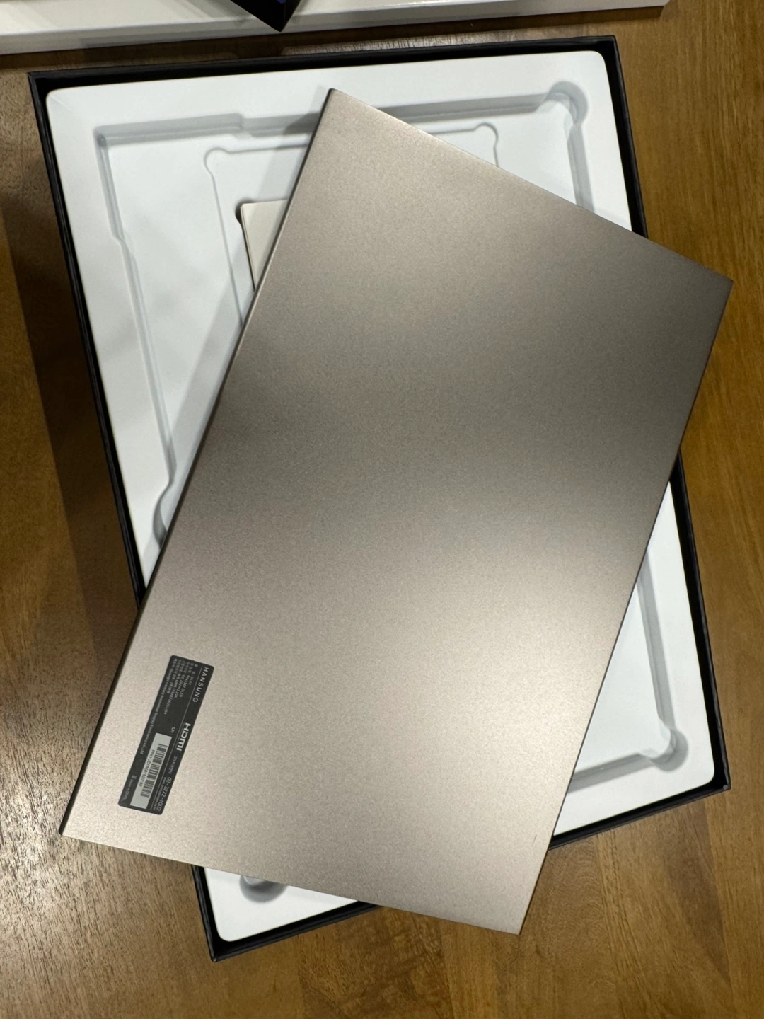 포터블 모니터 한성 TFX156T OLED 4K | 옥수동 | 디지털기기 | 당근 중고거래