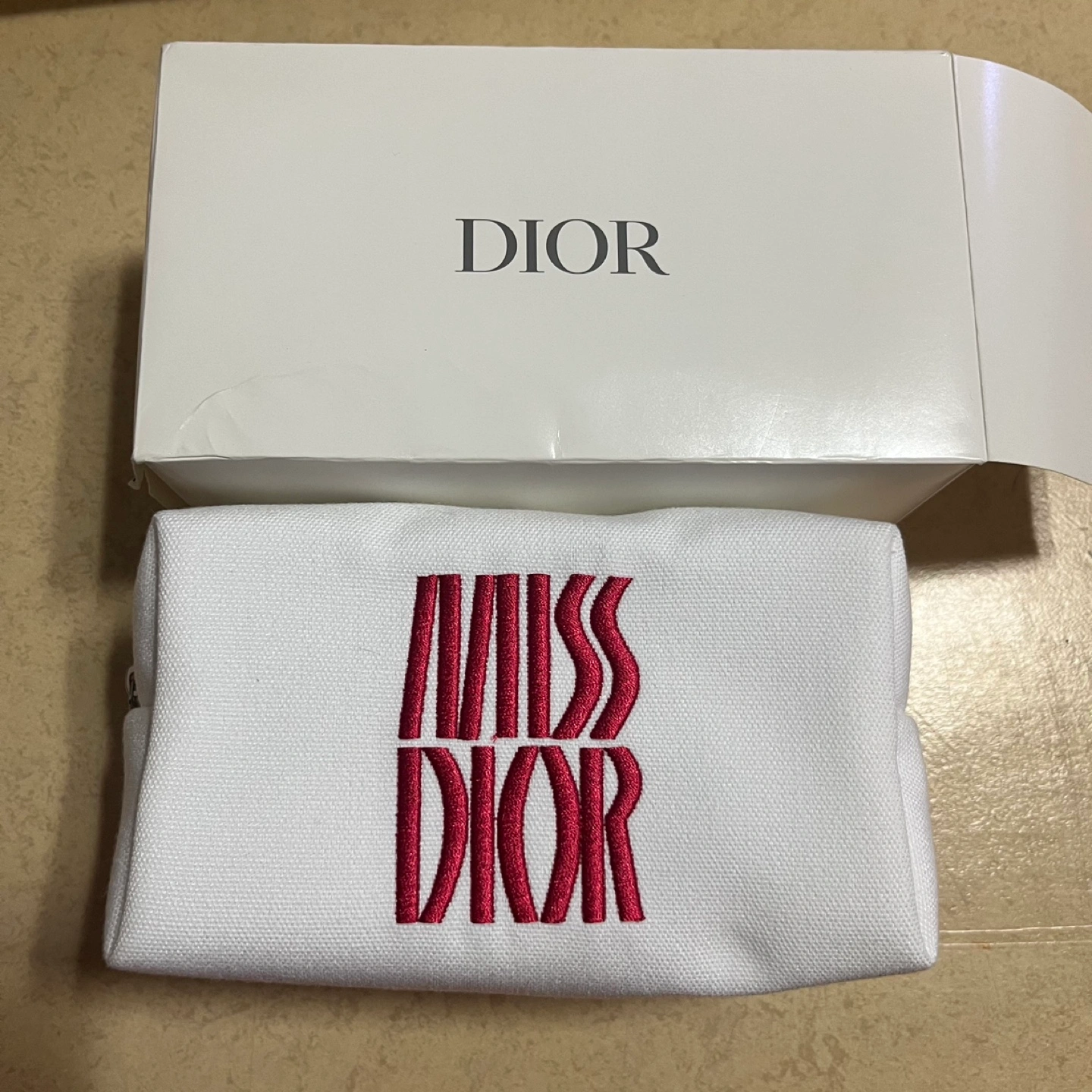 2024 미스디올 파우치 & 폰링 세트 새 상품 | 서초동 | 여성잡화 | 당근 중고거래