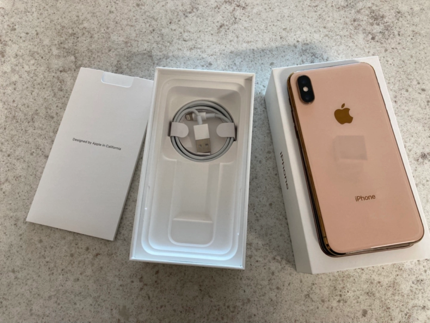 아이폰 XS 64G 로즈골드 배터리 성능 100% | 오포읍 | 디지털기기 | 당근 중고거래