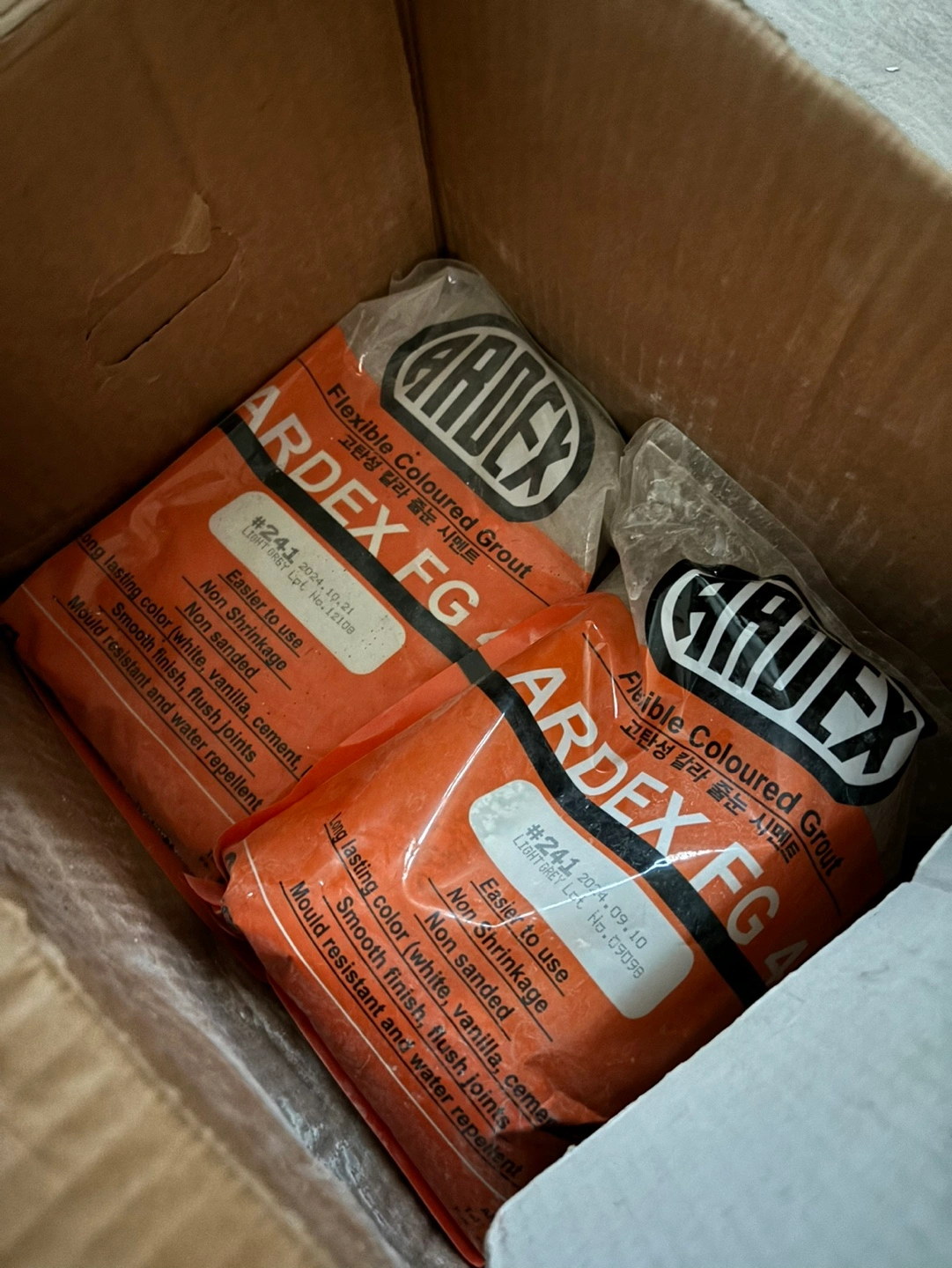 아덱스 줄눈시멘트 라이트그레이 ADEX FG4 #241 | 성수동1가 | 가구/인테리어 | 당근 중고거래