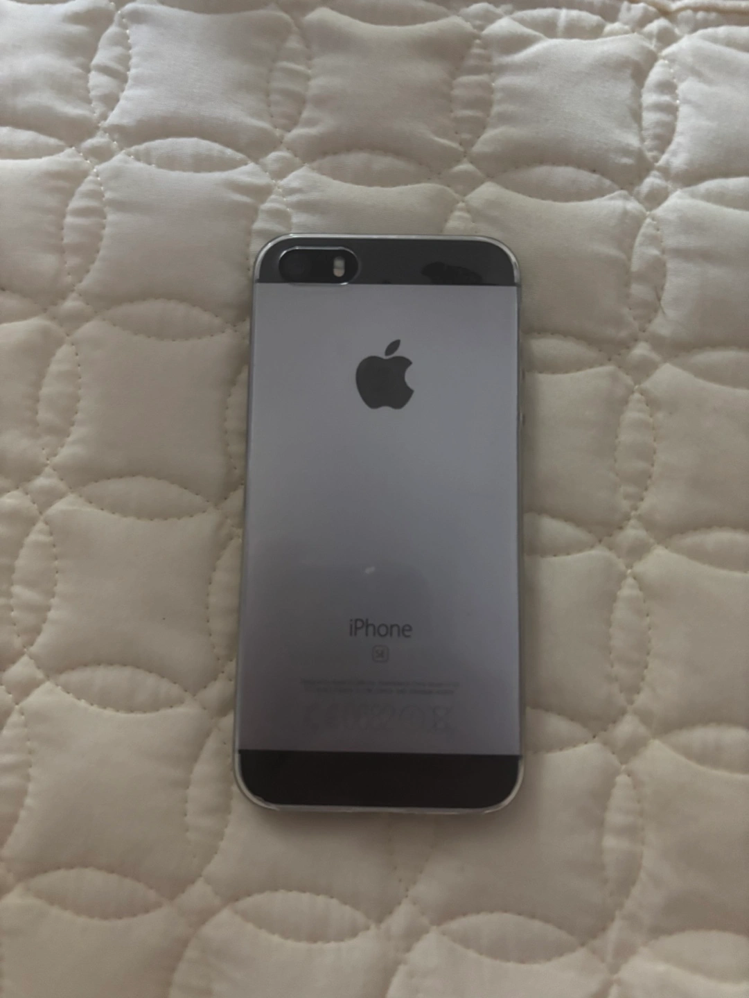 아이폰 se1 128GB 상태s급(스페이스 그레이) 무음입니다 | 장전제1동 | 디지털기기 | 당근 중고거래