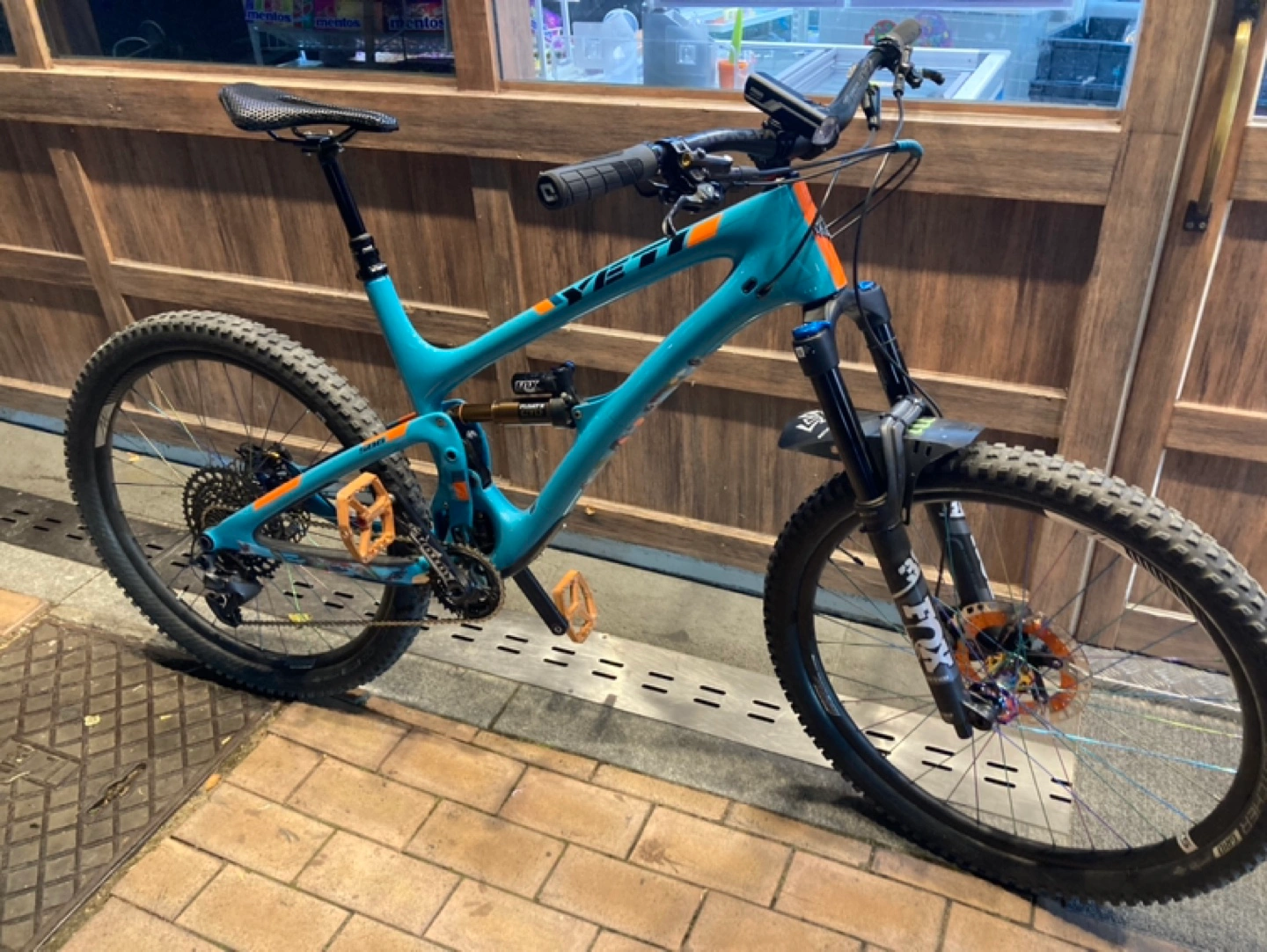 예티 SB6 카본 프레임 MTB 자전거 | 송현동 | 스포츠/레저 | 당근 중고거래