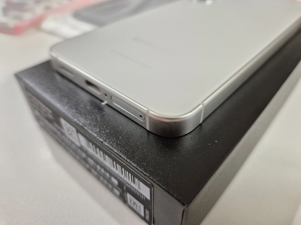 풀박스 skt s24 마블 그레이 8g 256g 팝니다. 삼케플 승계가능(파손보장형 아닌 프리미엄 입니다) | 아라동 | 디지털기기 | 당근 중고거래