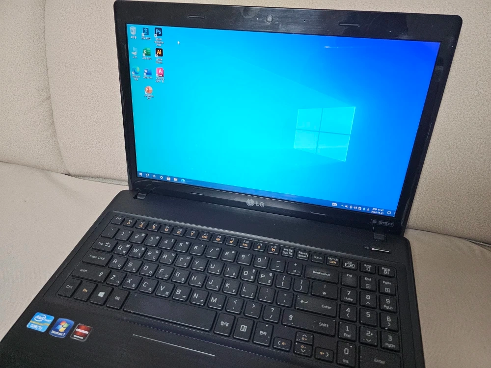 영화/유튜브 감상에 완벽! LG i5 15인치 노트북 (SSD 128GB, 라데온 그래픽) | 활천동 | 디지털기기 | 당근 중고거래