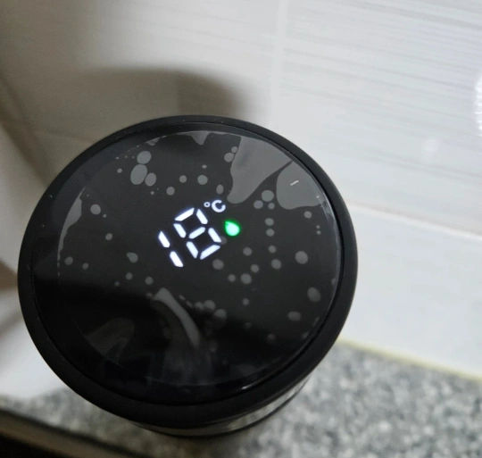 새것 LED 온도표시 스텐 텀블러 보온 보냉 480ml | 서초3동 | 생활/주방 | 당근 중고거래