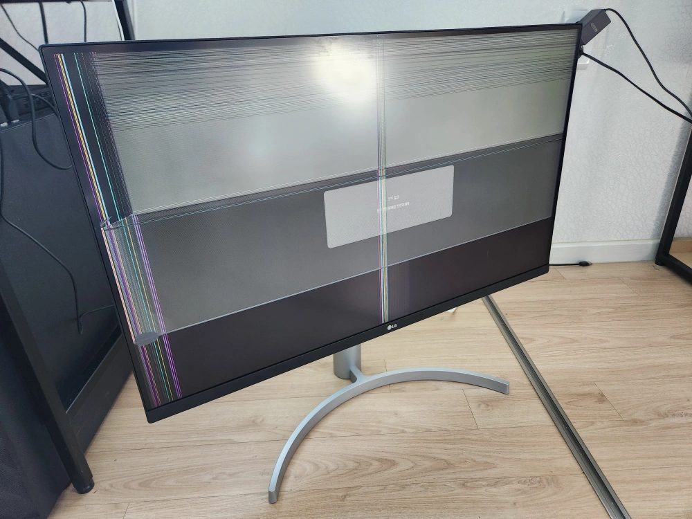 (부품용) LG 32UN550 32인치 4K 모니터 | 권선1동 | 디지털기기 | 당근 중고거래