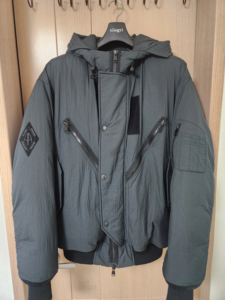 [52]알레그리 컬렉션 22fw [ARCHIVE] 블랙 후드 다운 숏점퍼 | 봉산동 | 남성패션/잡화 | 당근 중고거래