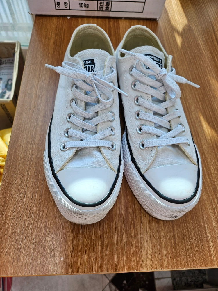 컨버스220 | 봉동읍 | 여성잡화 | 당근 중고거래