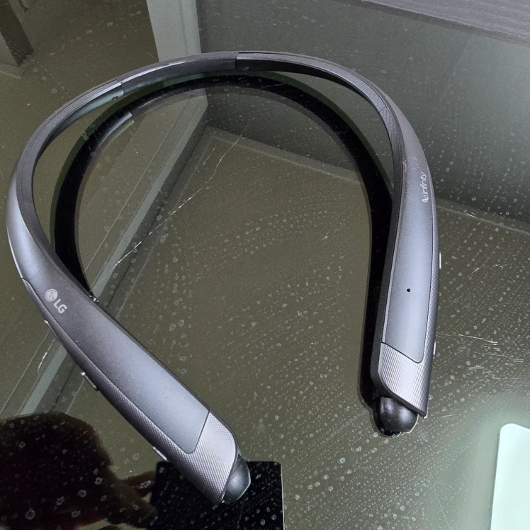 lg 블루투스 이어폰 hbs-1700 본체 | 구포제1동 | 디지털기기 | 당근 중고거래