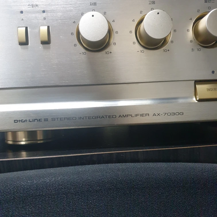 인켈의 인기기종인 310와트 대출력 금장인티엠프ax7030g +인켈스피커 isp 5500 팔아요 | 경장동 | 생활가전 | 당근 중고거래