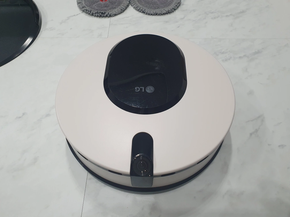 LG M9 물걸레 로봇청소기 M9 MO972WA | 상도동 | 생활가전 | 당근 중고거래