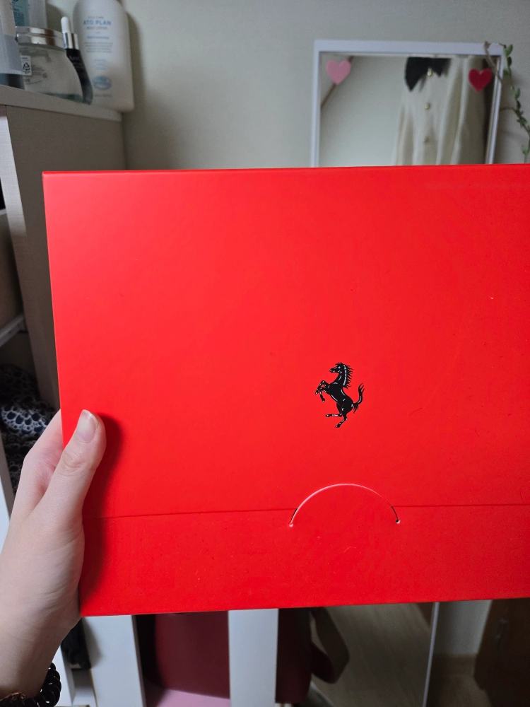 페라리 달력 📅 (페라리선물박스) | 신장동 | 기타 중고물품 | 당근 중고거래