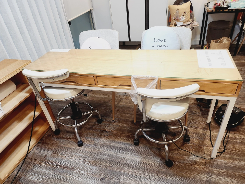 네일테이블2인ㄷ자,패디단상 | 비산5동 | 가구/인테리어 | 당근 중고거래