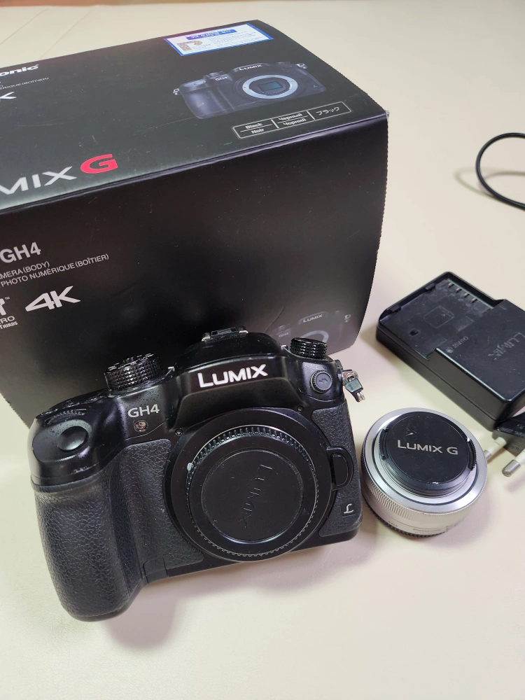 파나소닉 GH4 + 12-35정품렌즈 + 12-32번들렌즈 | 장덕동 | 디지털기기 | 당근 중고거래