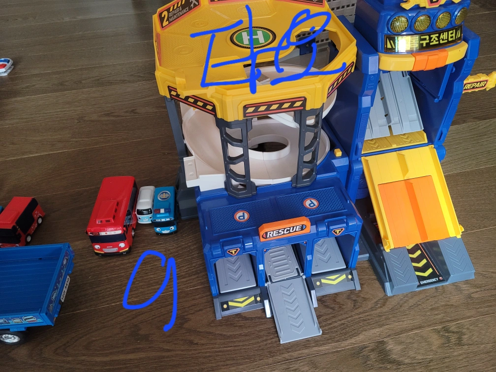 타요 주차타워 & 자동차 8대 세트 및 미니가방 | 유아동 | 당근 중고거래