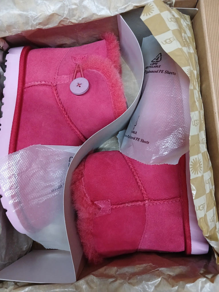 ugg 미국 어그 새제품 (220) | 금마면 | 여성잡화 | 당근 중고거래