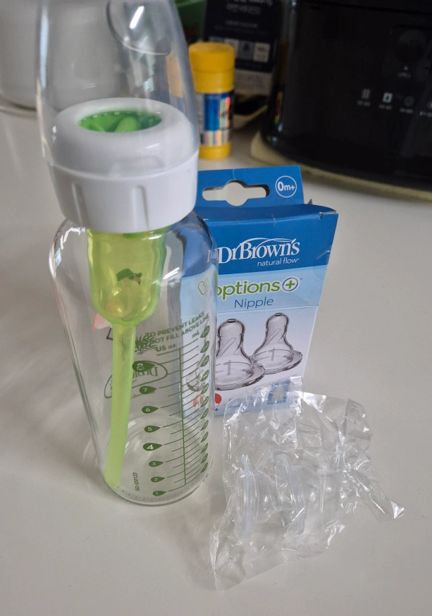 닥터브라운 내로우 유리젖병 250ml (1회사용, 미사용 젖꼭지 2p) | 안양1동 | 유아동 | 당근 중고거래