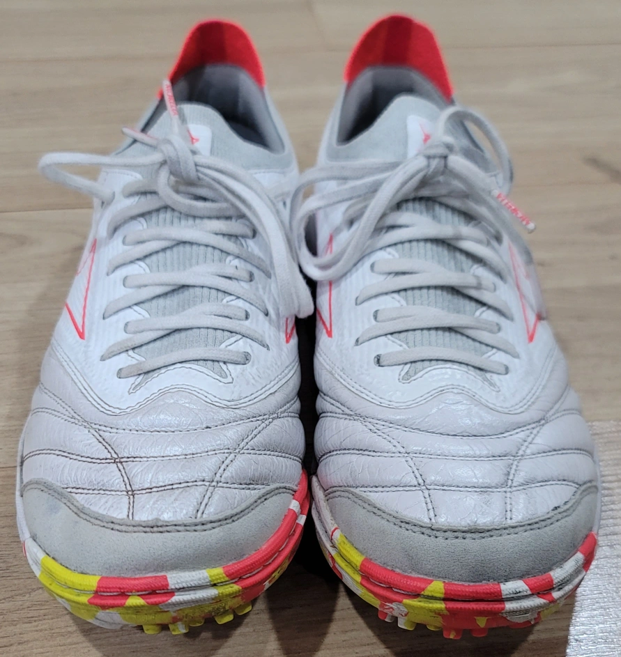 풋살화 축구화 모렐리아 네오 살라 베타JP tf, 260판매 | 노고산동 | 스포츠/레저 | 당근 중고거래