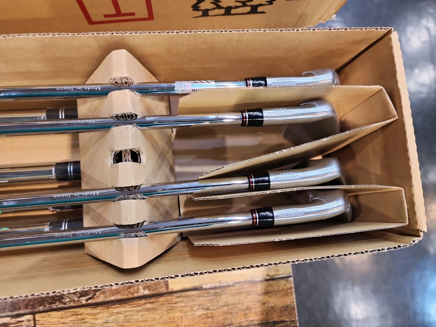 v300.9 ns s강도 7번 비닐만 벗긴 신품급 클럽 | 공덕동 | 스포츠/레저 | 당근 중고거래