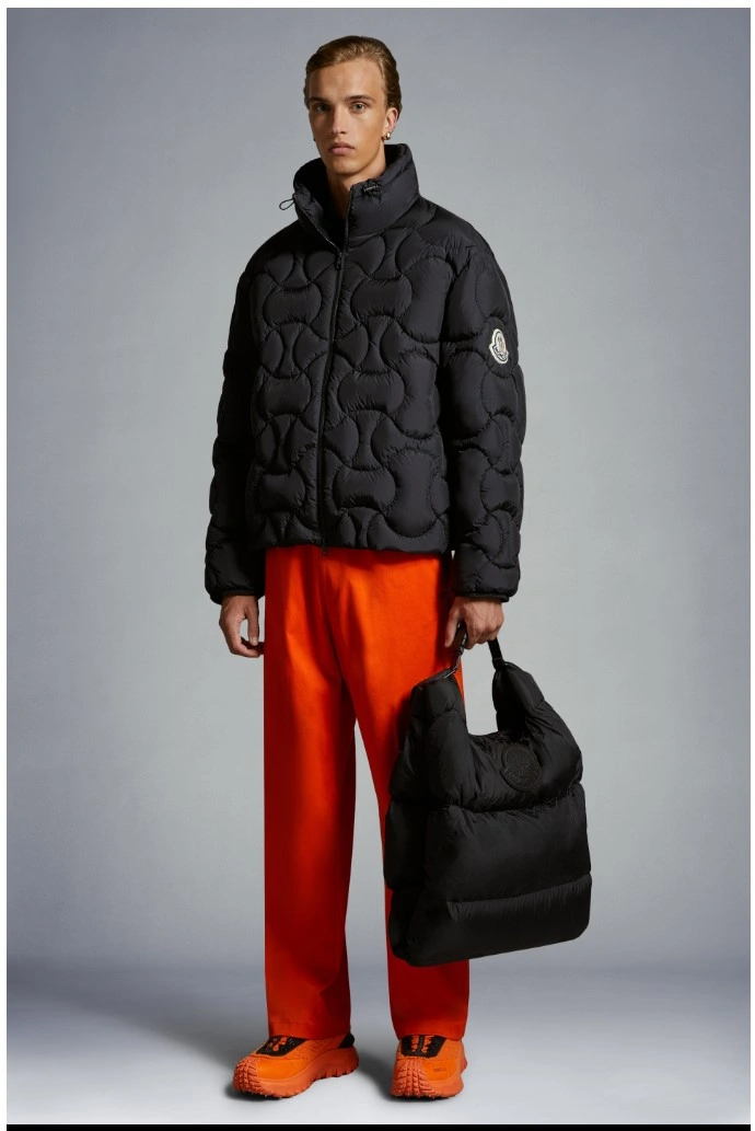 [새제품] 몽클레어 Hatysa(하티샤) 패딩 블랙 2사이즈 | 이촌동 | 남성패션/잡화 | 당근 중고거래