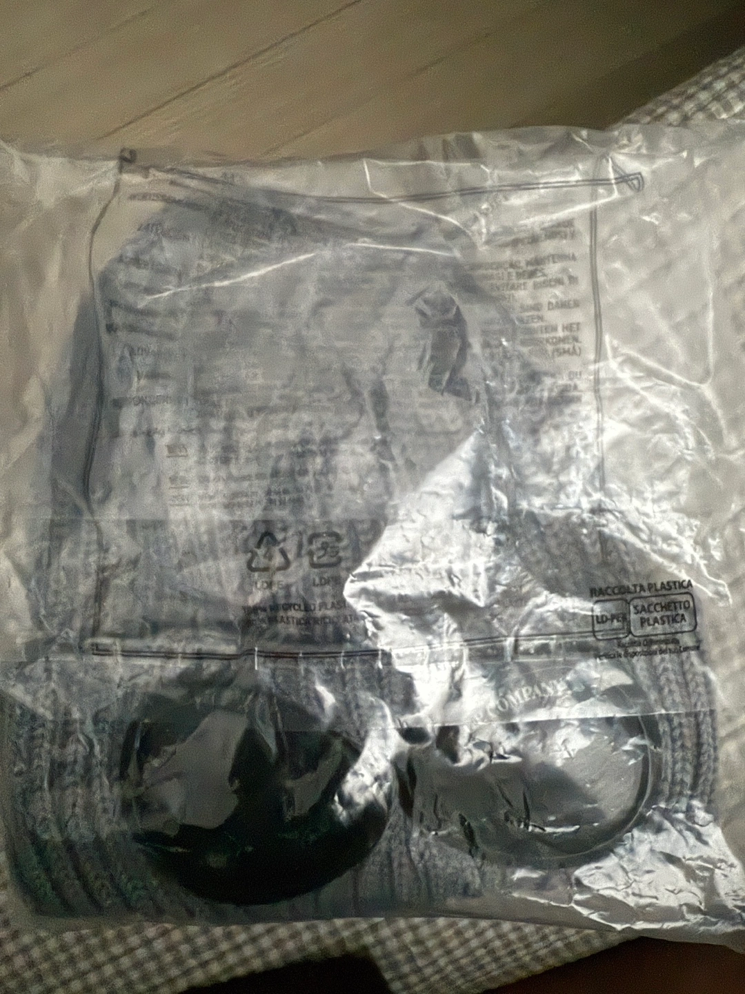 CP컴퍼니 그레이 비니 24FW 새상품 | 옥정동 | 남성패션/잡화 | 당근 중고거래