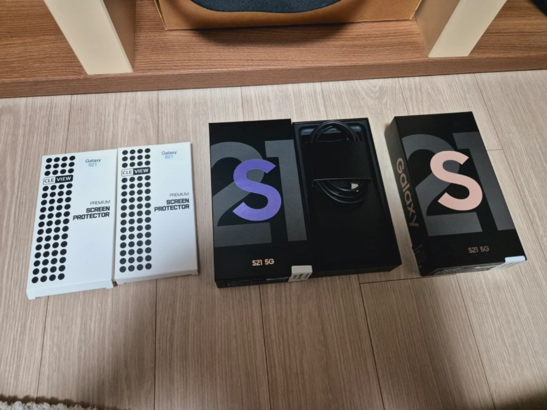 s21 128 박스 2개 구성품(ctoc케이블 있음) 및 렌즈보호커버 2개 | 복현동 | 디지털기기 | 당근 중고거래