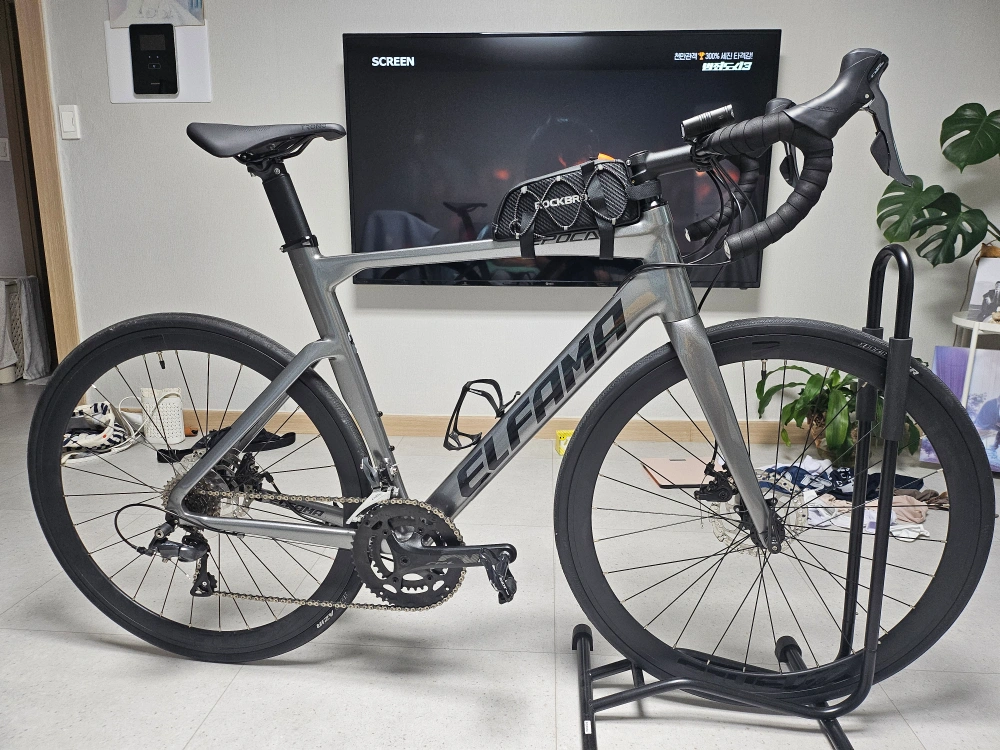 엘파마 로드 자전거 (에포카 e2000d) 😊 마지막 가격 !! | 명륜1동 | 스포츠/레저 | 당근 중고거래