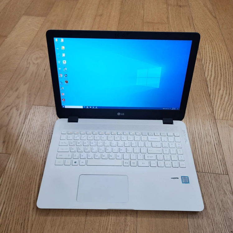 LG울트라 노트북 15UB470(i7 7세대 ,FHD, 포토샵) | 내수동 | 디지털기기 | 당근 중고거래