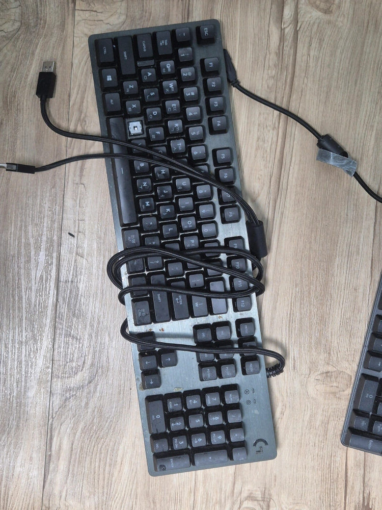 키보드 팝니다 앱코 청축키보드, 로지텍 G413 CARBON 흰축 키보드 팝니다 | 기안동 | 취미/게임/음반 | 당근 중고거래