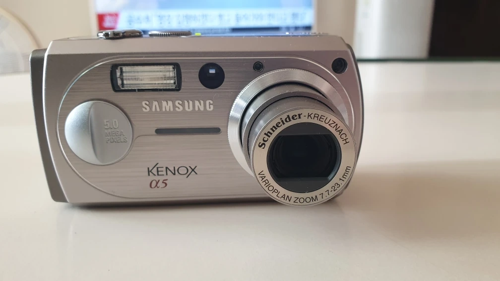 레트로 삼성 KENOX a5 디카(렌즈 독일슈나이더) | 우현동 | 디지털기기 | 당근 중고거래
