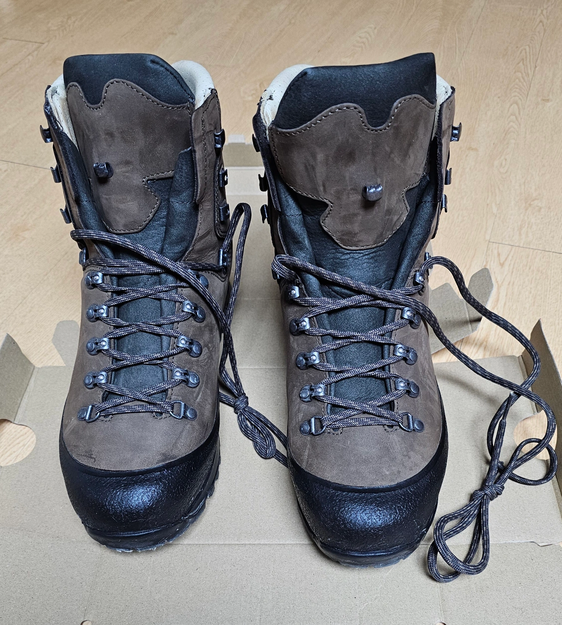 한바그 알래스카 GTX 와이드 290(us11 uk10) 등산화 | 일원본동 | 스포츠/레저 | 당근 중고거래