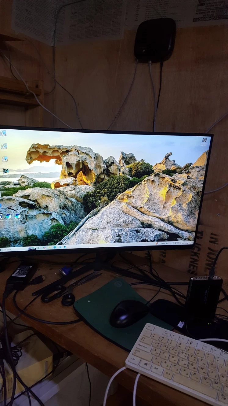 udea 27인치모니터 | 벌교읍 | 디지털기기 | 당근 중고거래