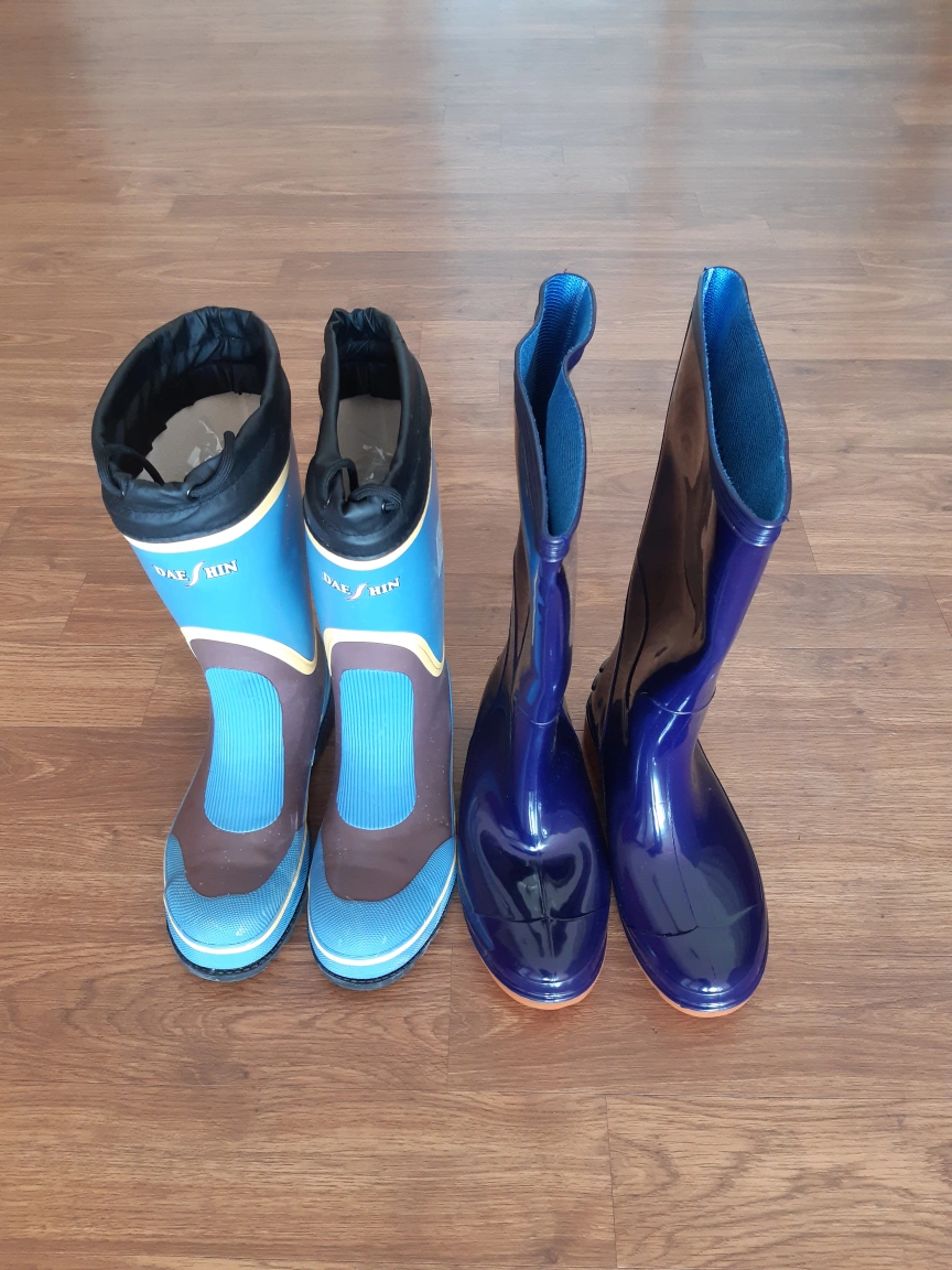 미착용 안전장화(265mm),일반작업장화(270mm)2컬레 묶음:3만원 저렴하게 매도합니다^^^ | 상대동 | 남성패션/잡화 | 당근 중고거래