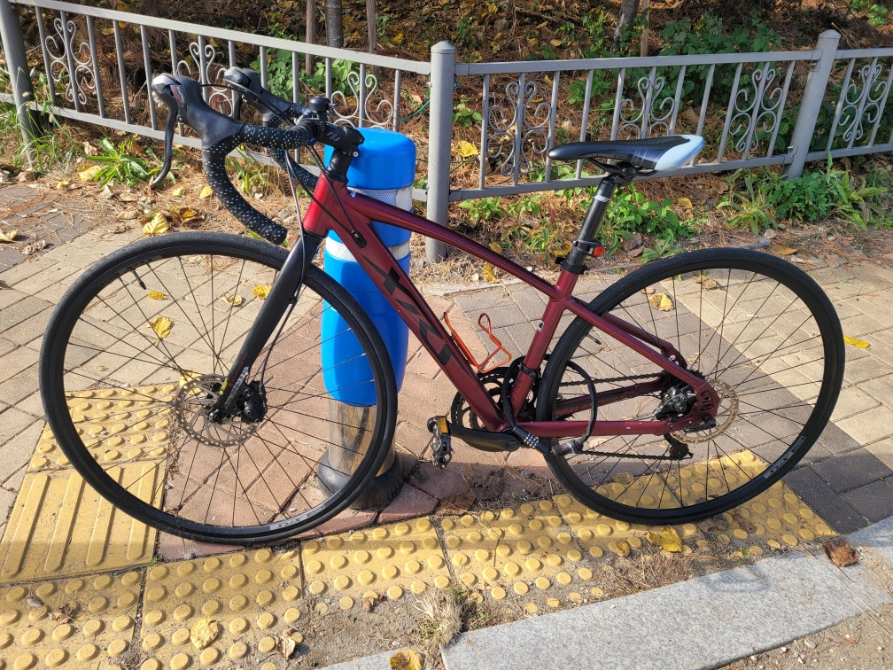 로드 자전거 700C XRS 14D 23년형 디스크 브레이크 | 석우동 | 스포츠/레저 | 당근 중고거래