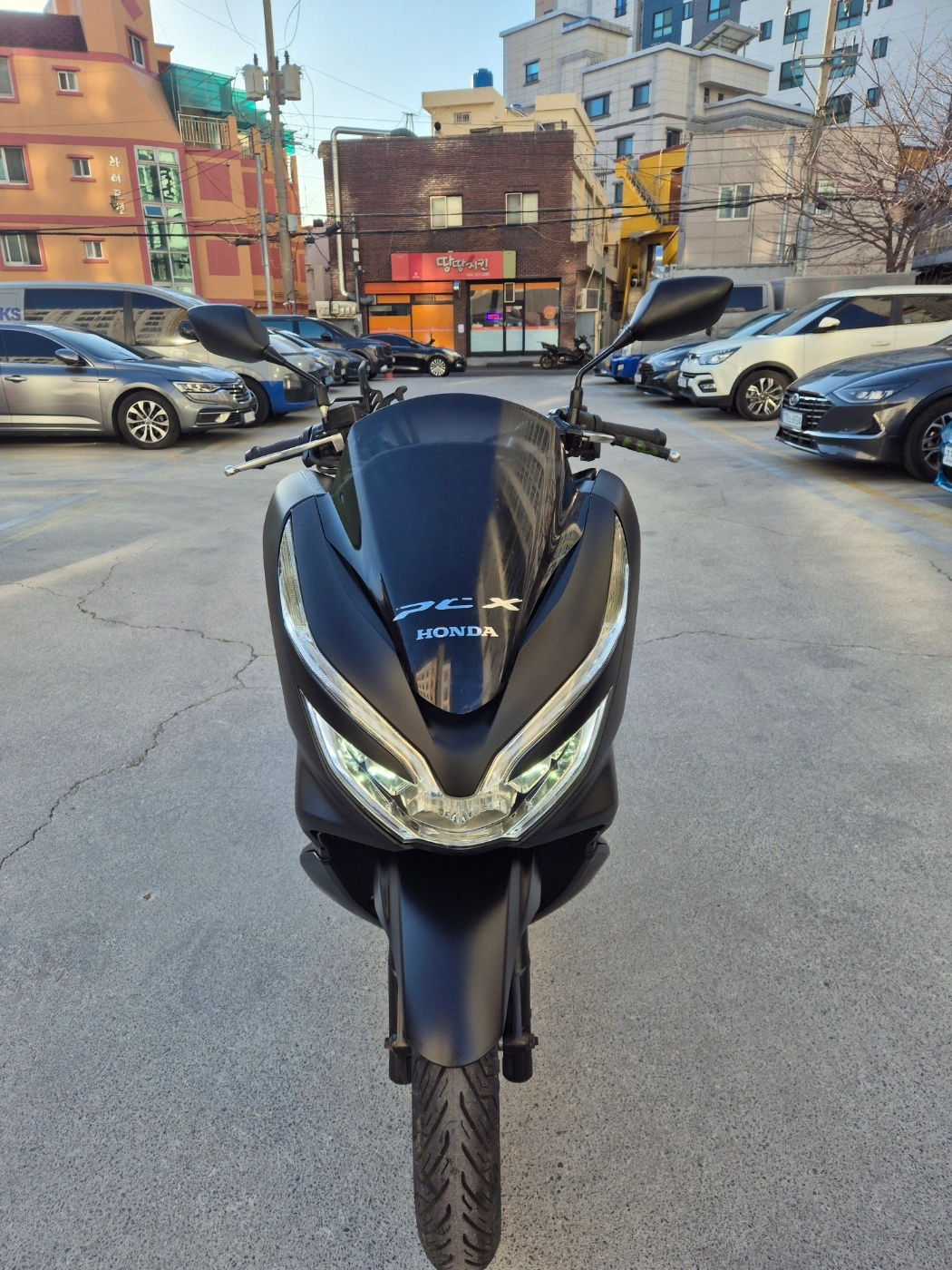 Pcx125 19년식 더뉴모델 팝니다 엔진굿 경정비 중고 스쿠터 | 괘법동 | 기타 중고물품 | 당근 중고거래