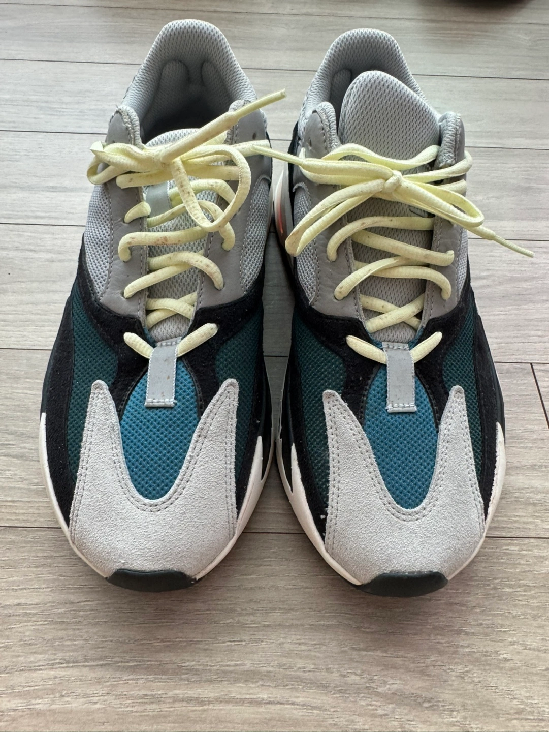 이지 부스트 700 웨이브러너 270 | 구지면 | 남성패션/잡화 | 당근 중고거래