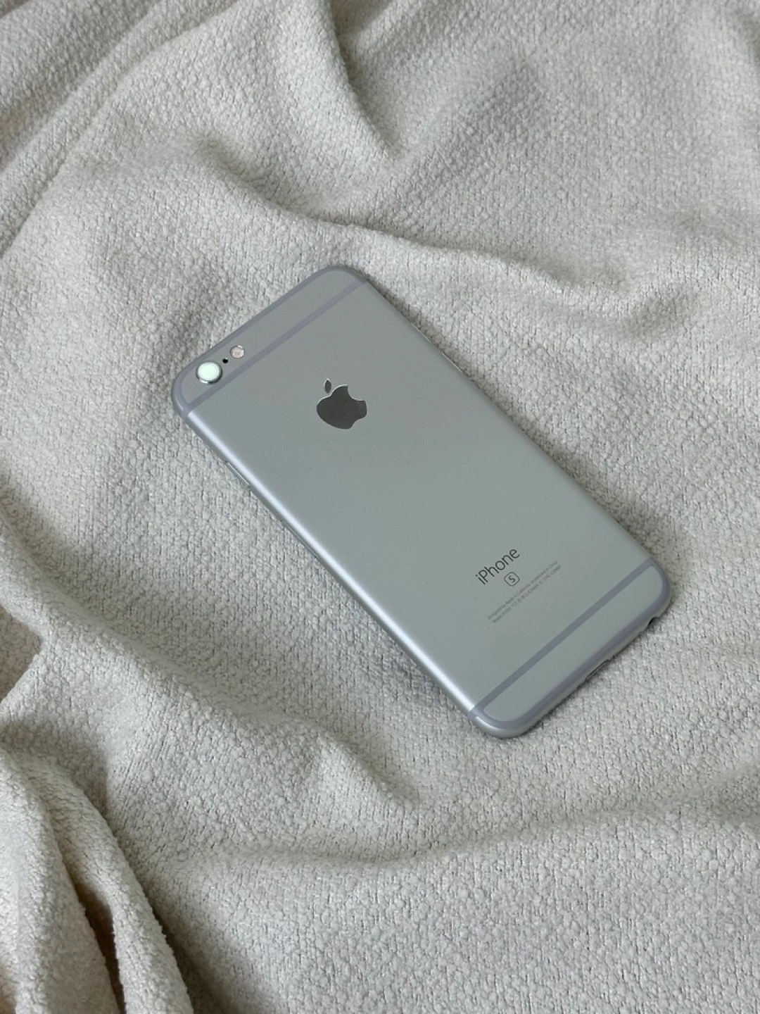 아이폰 6S 스페이스그레이 128g 거의 새제품 | 화양동 | 디지털기기 | 당근 중고거래