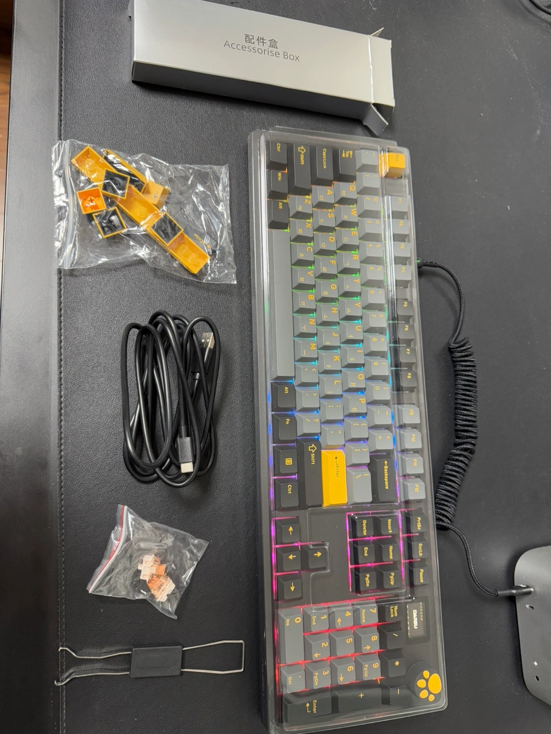 다얼유 A104 PRO 8K 유선 게이밍 가스켓 퀵스왑 기계식 키보드 (알루비얼골드 저소음머스타드축) | 반송동 | 디지털기기 | 당근 중고거래