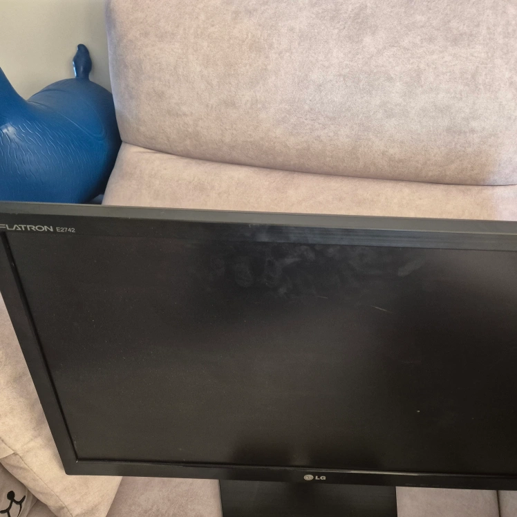 LG 플래트론 E2742 모니터팝니다 | 신가동 | 디지털기기 | 당근 중고거래