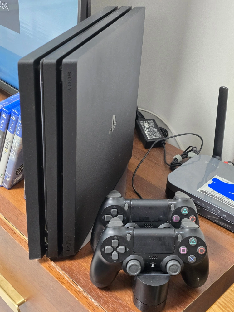 PS4 프로 1T 본체 게임8개 xim apex 등등 | 덕진동2가 | 취미/게임/음반 | 당근 중고거래