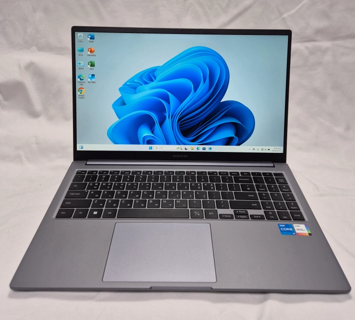 삼성 갤럭시북4 NT750XGR i5 13세대 윈도우11 15인치 사무용 노트북 판매합니다. | 원효로2가 | 디지털기기 | 당근 중고거래
