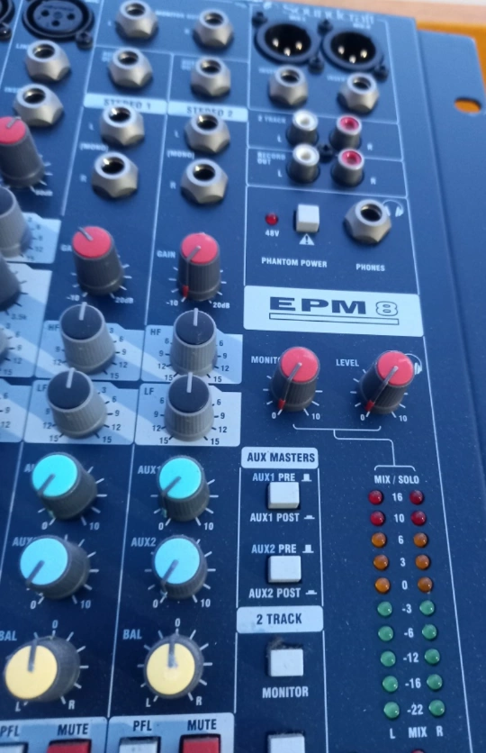 사운드크레프트 소형 아나로그믹서 EPM8 | 동소문동2가 | 디지털기기 | 당근 중고거래