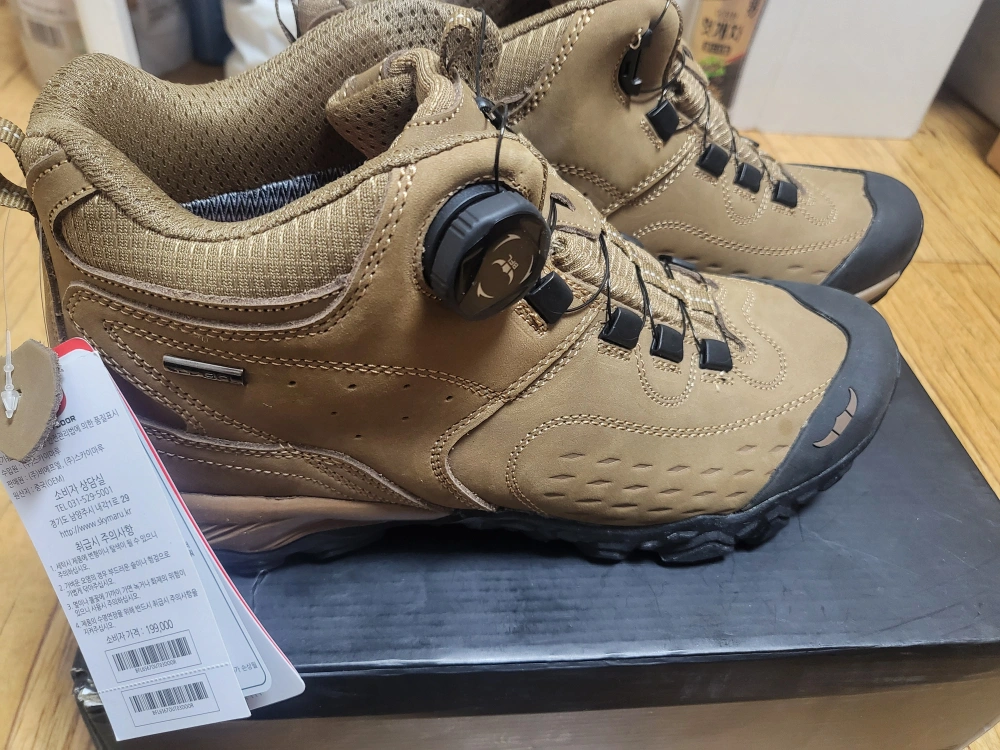 버팔로 다이얼(보아)등산화(경량이라가볍습니다)일상용 260사이즈 미착용새제품 금요일오시면 8만원 정가 20만원 | 문현제4동 ...