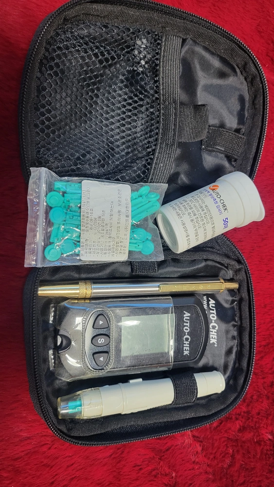 Auto-Chek 혈당측정기 세트 팝니다 | 도안동 | 디지털기기 | 당근 중고거래