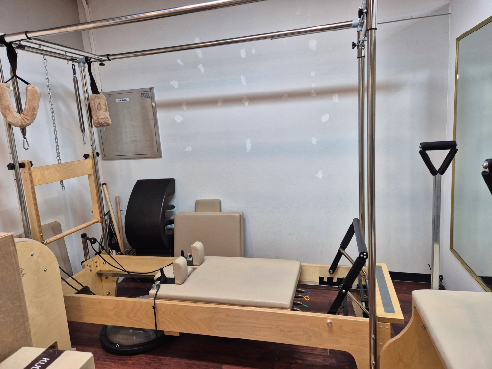 발렌필라테스 기구 팝니다(캐포머,바렐,체어) | 신도림동 | 스포츠/레저 | 당근 중고거래